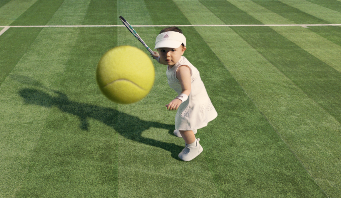 Les bébés evian reviennent en publicité avec un nouvel opus Live Young