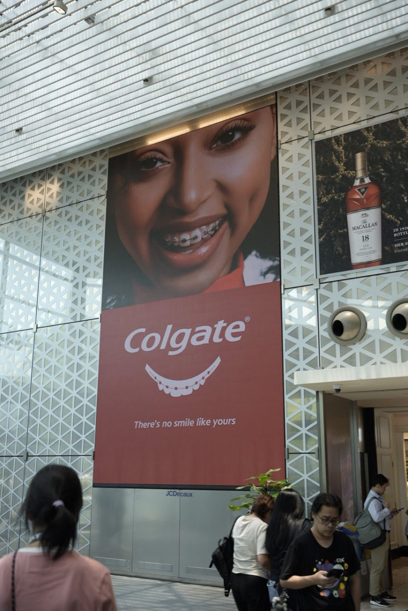 Colgate fait de vos sourires imparfaits son nouveau logo
