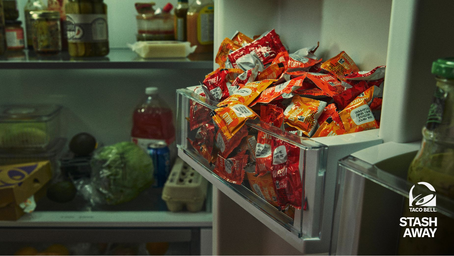 Taco Bell célèbre nos placards à sauces avec sa nouvelle campagne ...