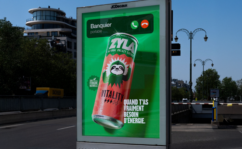 Mangue in France, la nouvelle campagne complètement fruitée d'Oasis