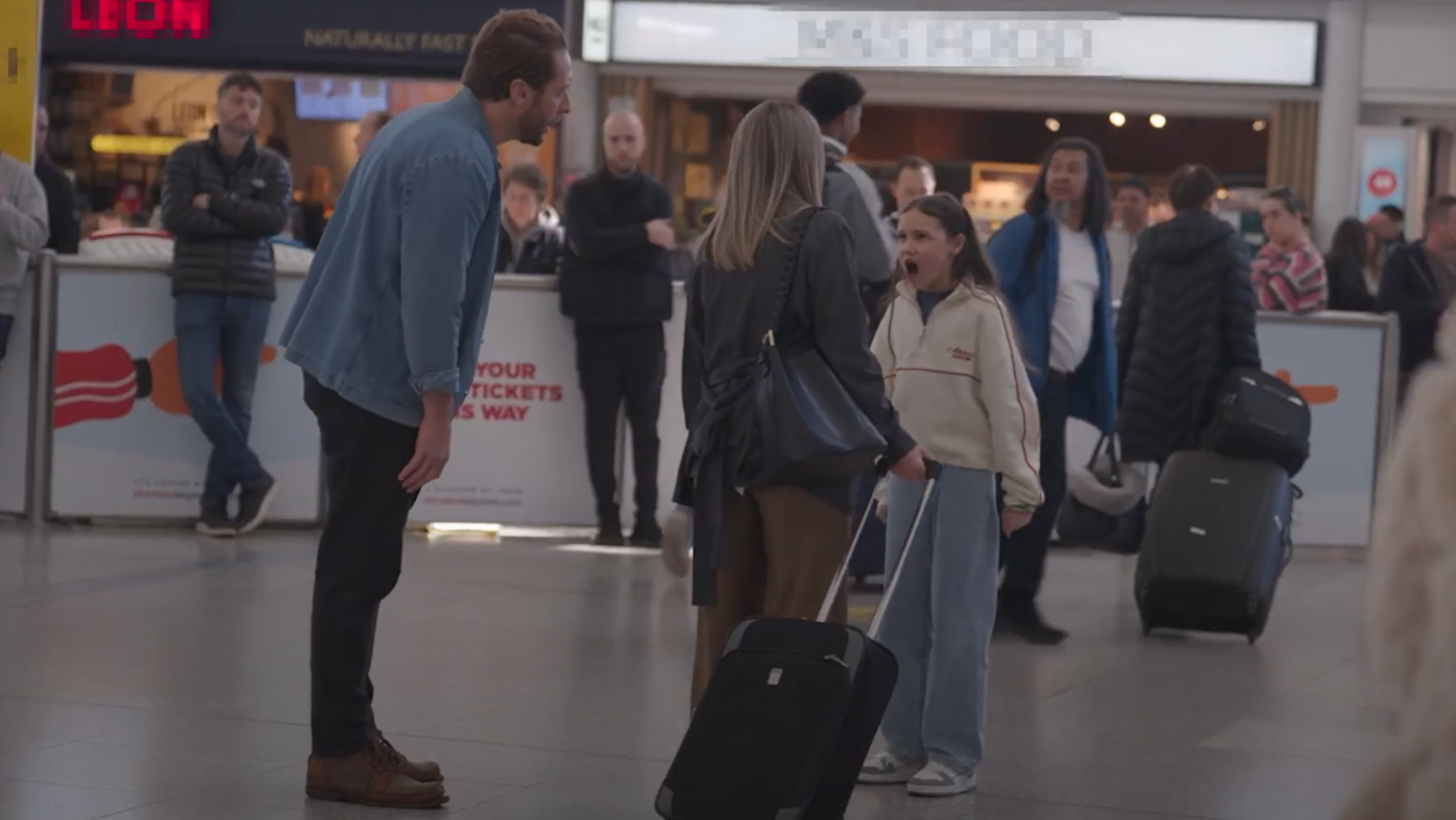Toblerone explose sur TikTok avec un prank mémorable à l’aéroport